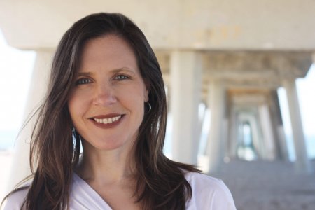 Jennifer Thomas - The BookFest